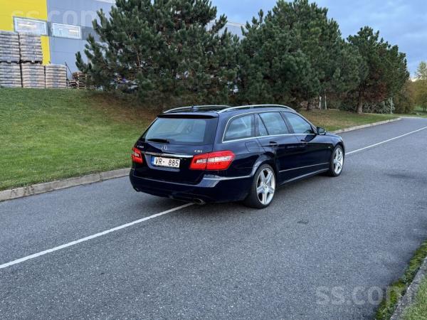 Zils Mercedes-Benz E 300 2010 Ogre, ar dzinēja tilpumu 3.00 L un nobraukumu 361 tūkst. km par 6490 €, foto 5 vietnē AUTOMOTO.COM.LV