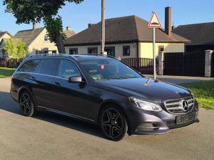 Zils Mercedes-Benz E 300 2013 Viļņa, ar dzinēja tilpumu 2.99 L un nobraukumu 340 tūkst. km par 8000 €, foto  vietnē AUTOMOTO.COM.LV