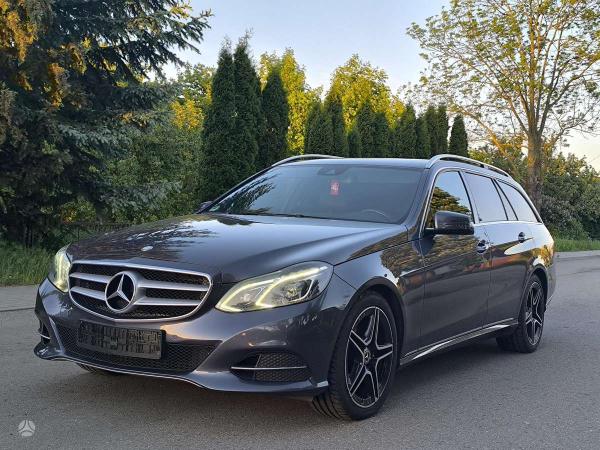 Blue Mercedes-Benz E 300 2013 in Vilnius, with an engine capacity of 2.99 L and mileage of 340 thousand km for 8000 €, photo 8 on AUTOMOTO.COM.LV