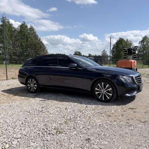 Zils Mercedes-Benz E 300 2019 Viļņa, ar dzinēja tilpumu 1.95 L un nobraukumu 184 tūkst. km par 16490 €, foto 5 vietnē AUTOMOTO.COM.LV