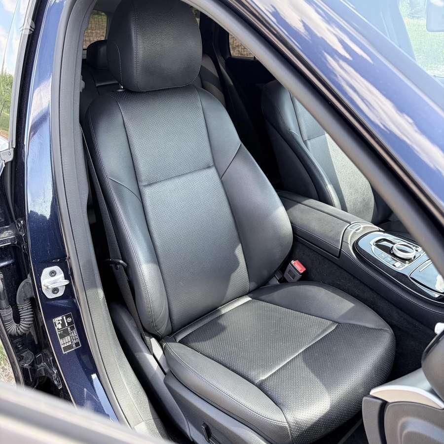 Zils Mercedes-Benz E 300 2019 Viļņa, ar dzinēja tilpumu 1.95 L un nobraukumu 184 tūkst. km par 16490 €, foto 16 vietnē AUTOMOTO.COM.LV