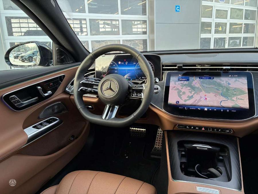 Brūns Mercedes-Benz E 300 2025 Viļņa, ar dzinēja tilpumu 2.00 L un nobraukumu 10 tūkst. km par 80800 €, foto 18 vietnē AUTOMOTO.COM.LV