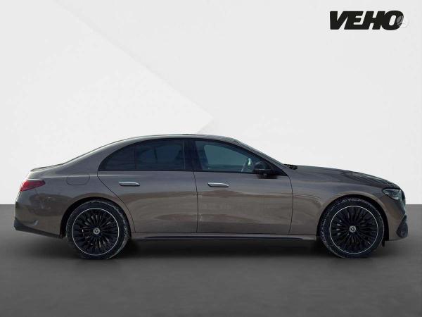 Brūns Mercedes-Benz E 300 2026 Viļņa, ar dzinēja tilpumu 2.00 L un nobraukumu 0 tūkst. km par 79151 €, foto 6 vietnē AUTOMOTO.COM.LV