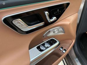 Brūns Mercedes-Benz E 300 2026 Viļņa, ar dzinēja tilpumu 2.00 L un nobraukumu 0 tūkst. km par 79151 €, foto 26 vietnē AUTOMOTO.COM.LV