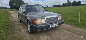 Brown Mercedes-Benz E 300 1992 in Taurage, with an engine capacity of 3.00 L and mileage of 376 thousand km for 5200 €, photo 3 on AUTOMOTO.COM.LV