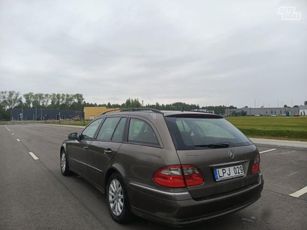 Brown Mercedes-Benz E 300 2007 in Klaipeda, with an engine capacity of 3.00 L and mileage of 390 thousand km for 1650 €, photo 7 on AUTOMOTO.COM.LV