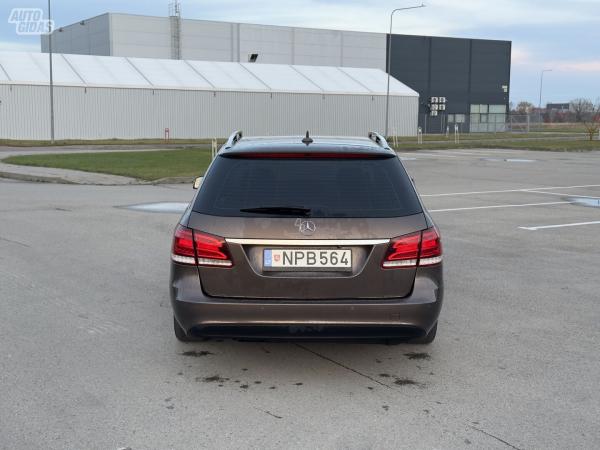 Brown Mercedes-Benz E 300 2013 in Panevezys, with an engine capacity of 2.10 L and mileage of 313 thousand km for 8600 €, photo 6 on AUTOMOTO.COM.LV