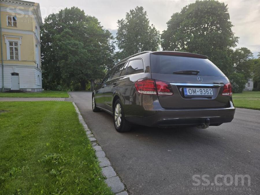 Brown Mercedes-Benz E 300 2013 in Bauska, with an engine capacity of 2.20 L and mileage of 315 thousand km for 9900 €, photo 8 on AUTOMOTO.COM.LV