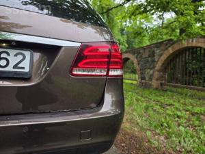 Brūns Mercedes-Benz E 300 2013 Bauska, ar dzinēja tilpumu 2.20 L un nobraukumu 315 tūkst. km par 9900 €, foto 32 vietnē AUTOMOTO.COM.LV