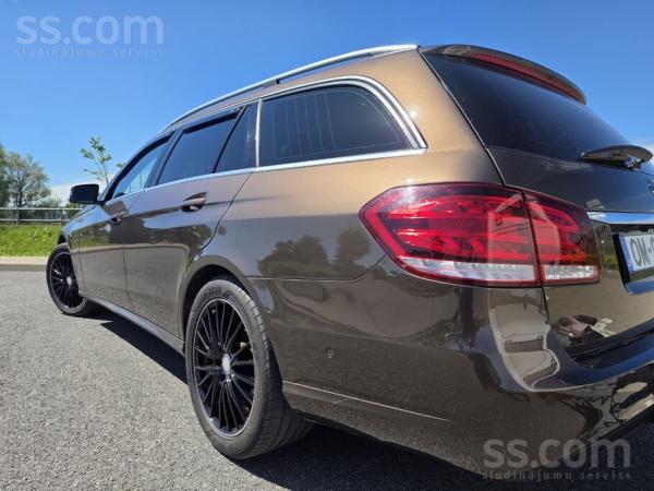 Brūns Mercedes-Benz E 300 2013 Bauska, ar dzinēja tilpumu 2.20 L un nobraukumu 315 tūkst. km par 9500 €, foto 1 vietnē AUTOMOTO.COM.LV