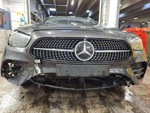 Коричневый Мерседес Е 300 2021 в Кедайняй, объемом двигателя 1.95 л и пробегом 176 тыс. км за 13900 €, фото 7 на AUTOMOTO.COM.LV