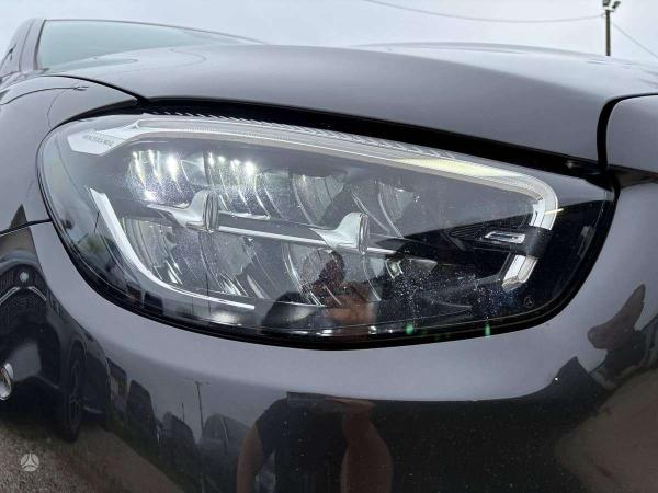 Zaļš Mercedes-Benz E 300 2021 Viļņa, ar dzinēja tilpumu 1.95 L un nobraukumu 264 tūkst. km par 25200 €, foto 3 vietnē AUTOMOTO.COM.LV