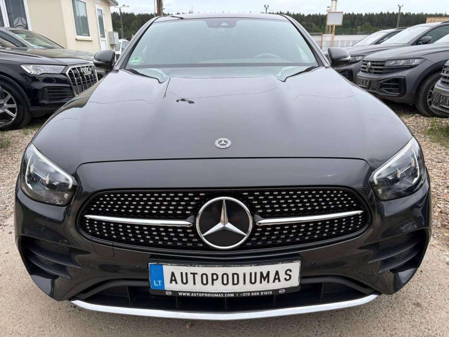 Zaļš Mercedes-Benz E 300 2021 Viļņa, ar dzinēja tilpumu 1.95 L un nobraukumu 264 tūkst. km par 25200 €, foto 5 vietnē AUTOMOTO.COM.LV