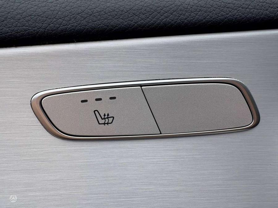 Zaļš Mercedes-Benz E 300 2021 Viļņa, ar dzinēja tilpumu 1.95 L un nobraukumu 264 tūkst. km par 25200 €, foto 14 vietnē AUTOMOTO.COM.LV