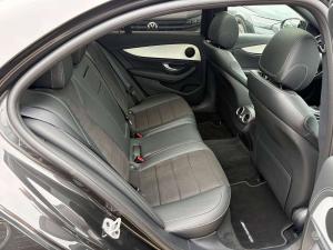 Zaļš Mercedes-Benz E 300 2021 Viļņa, ar dzinēja tilpumu 1.95 L un nobraukumu 264 tūkst. km par 25200 €, foto 17 vietnē AUTOMOTO.COM.LV