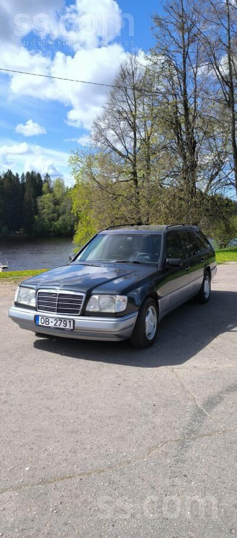 Zaļš Mercedes-Benz E 300 1995 Rīga, ar dzinēja tilpumu 3.00 L un nobraukumu 638 tūkst. km par 4190 €, foto 1 vietnē AUTOMOTO.COM.LV