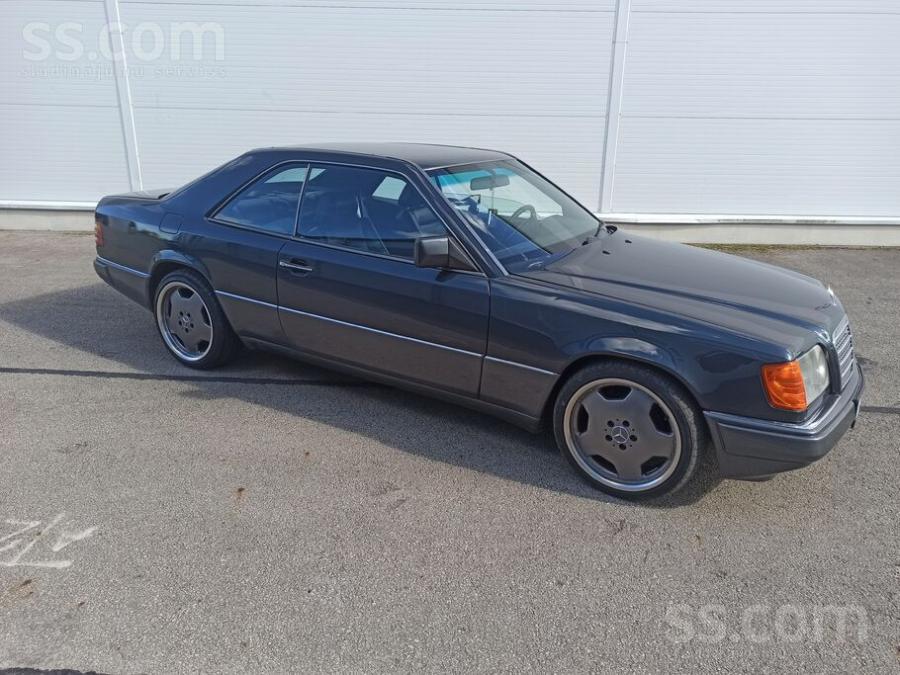 Pelēks Mercedes-Benz E 300 1991 Rīga, ar dzinēja tilpumu 3.00 L un nobraukumu 302 tūkst. km par 7800 €, foto 3 vietnē AUTOMOTO.COM.LV