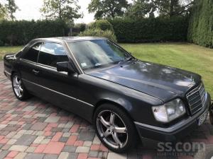 Grey Mercedes-Benz E 300 1993 in Riga, with an engine capacity of 3.00 L and mileage of 365 thousand km for 5890 €, photo 3 on AUTOMOTO.COM.LV