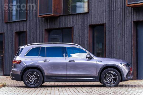 Pelēks Mercedes-Benz E 300 2022 Rīga, ar dzinēja tilpumu 2.00 L un nobraukumu 78 tūkst. km par 33500 €, foto 7 vietnē AUTOMOTO.COM.LV
