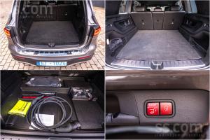 Grey Mercedes-Benz E 300 2022 in Riga, with an engine capacity of 2.00 L and mileage of 78 thousand km for 33500 €, photo 35 on AUTOMOTO.COM.LV