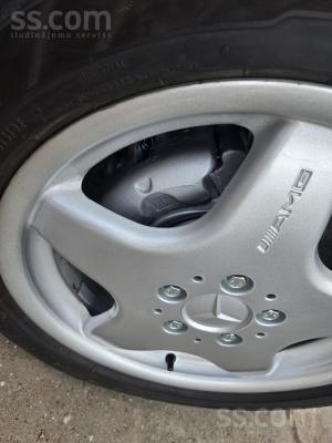 Pelēks Mercedes-Benz E 300 1995 Jelgava, ar dzinēja tilpumu 3.00 L un nobraukumu 457 tūkst. km par 6900 €, foto 9 vietnē AUTOMOTO.COM.LV