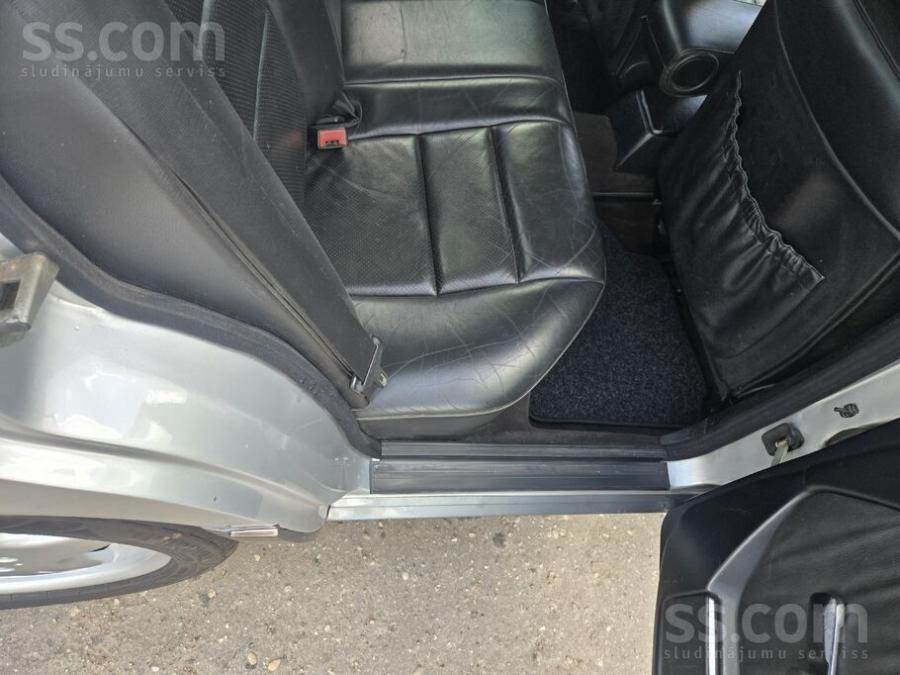 Pelēks Mercedes-Benz E 300 1995 Jelgava, ar dzinēja tilpumu 3.00 L un nobraukumu 457 tūkst. km par 6900 €, foto 21 vietnē AUTOMOTO.COM.LV