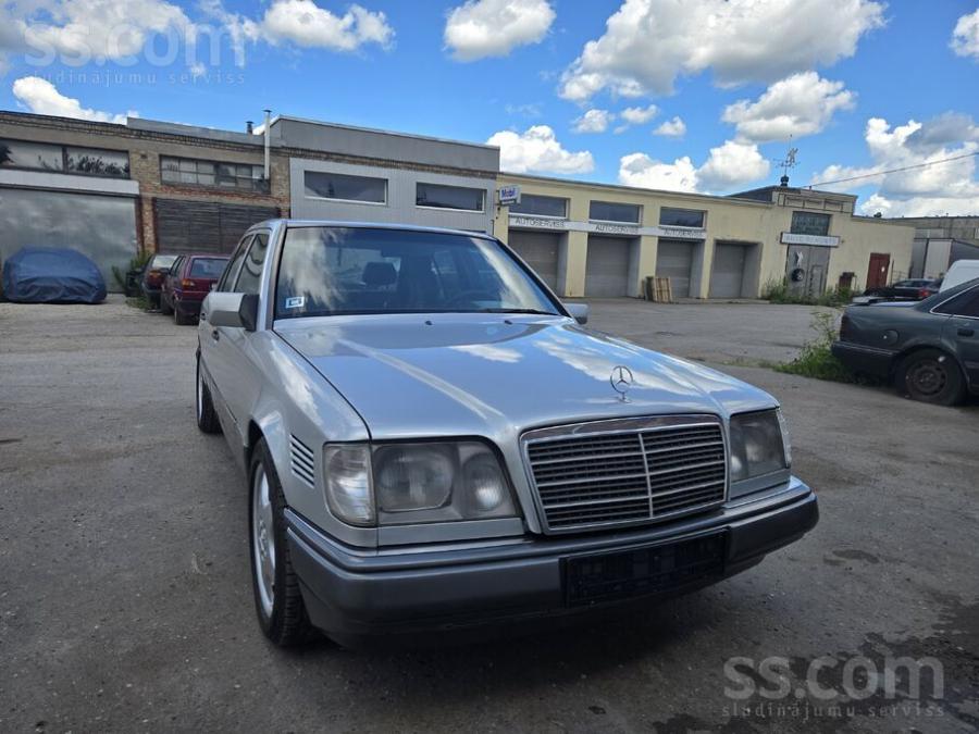Pelēks Mercedes-Benz E 300 1995 Jelgava, ar dzinēja tilpumu 3.00 L un nobraukumu 457 tūkst. km par 6900 €, foto 25 vietnē AUTOMOTO.COM.LV