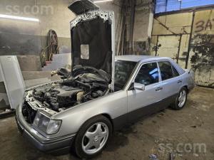 Pelēks Mercedes-Benz E 300 1995 Jelgava, ar dzinēja tilpumu 3.00 L un nobraukumu 457 tūkst. km par 6900 €, foto 33 vietnē AUTOMOTO.COM.LV