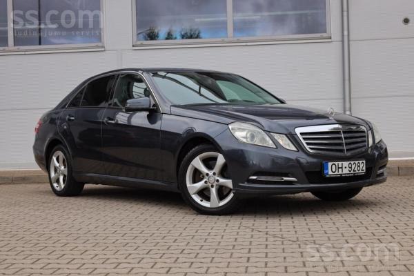 Grey Mercedes-Benz E 300 2010 in Riga, with an engine capacity of 3.00 L and mileage of 280 thousand km for 6995 €, photo 4 on AUTOMOTO.COM.LV