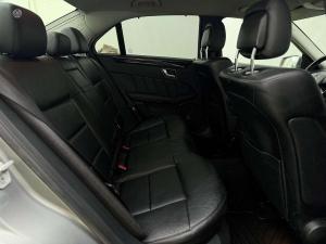 Pelēks Mercedes-Benz E 300 2011 Viļņa, ar dzinēja tilpumu 2.99 L un nobraukumu 246 tūkst. km par 6990 €, foto 14 vietnē AUTOMOTO.COM.LV