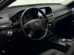Pelēks Mercedes-Benz E 300 2011 Viļņa, ar dzinēja tilpumu 2.99 L un nobraukumu 246 tūkst. km par 6990 €, foto 10 vietnē AUTOMOTO.COM.LV