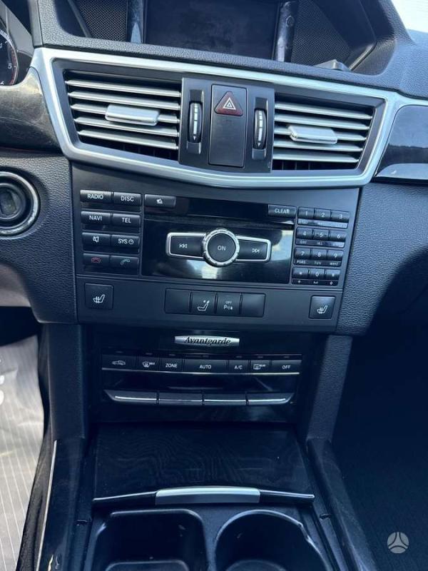 Grey Mercedes-Benz E 300 2013 in Telschi, with an engine capacity of 0.00 L and mileage of 239 thousand km for 8800 €, photo 9 on AUTOMOTO.COM.LV