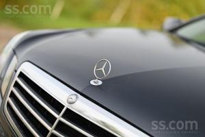 Pelēks Mercedes-Benz E 300 2013 Dobele, ar dzinēja tilpumu 2.10 L un nobraukumu 277 tūkst. km par 8750 €, foto 5 vietnē AUTOMOTO.COM.LV