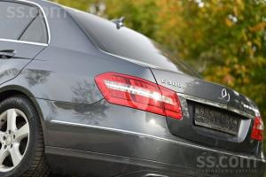 Pelēks Mercedes-Benz E 300 2013 Dobele, ar dzinēja tilpumu 2.10 L un nobraukumu 277 tūkst. km par 8750 €, foto 12 vietnē AUTOMOTO.COM.LV