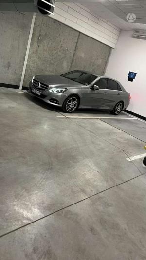 Pelēks Mercedes-Benz E 300 2014 Mažeikiai, ar dzinēja tilpumu 2.99 L un nobraukumu 287 tūkst. km par 13100 €, foto 7 vietnē AUTOMOTO.COM.LV