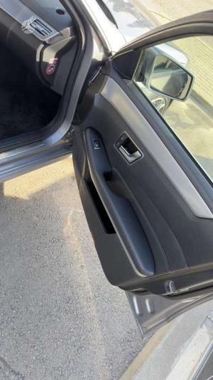 Pelēks Mercedes-Benz E 300 2014 Mažeikiai, ar dzinēja tilpumu 2.99 L un nobraukumu 287 tūkst. km par 13100 €, foto 16 vietnē AUTOMOTO.COM.LV