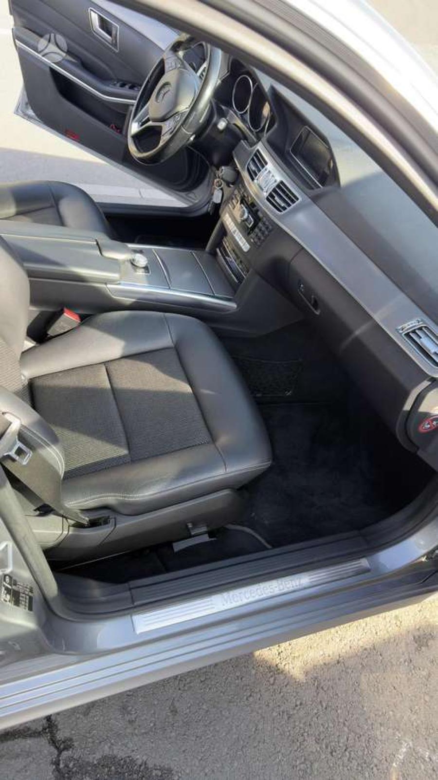 Pelēks Mercedes-Benz E 300 2014 Mažeikiai, ar dzinēja tilpumu 2.99 L un nobraukumu 287 tūkst. km par 13100 €, foto 17 vietnē AUTOMOTO.COM.LV