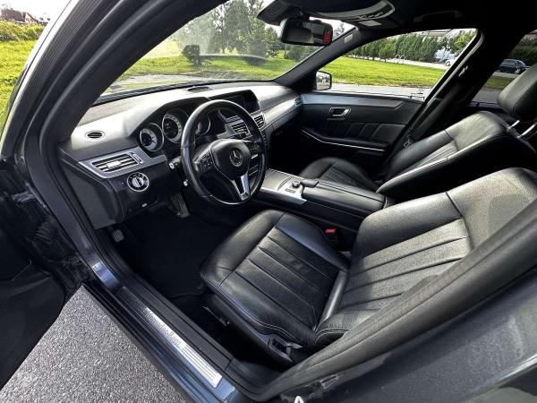 Pelēks Mercedes-Benz E 300 2015 Kauņa, ar dzinēja tilpumu 2.99 L un nobraukumu 336 tūkst. km par 9800 €, foto 9 vietnē AUTOMOTO.COM.LV