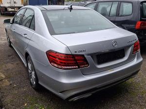 Pelēks Mercedes-Benz E 300 2015 Ukmergė, ar dzinēja tilpumu 2.20 L un nobraukumu 300 tūkst. km par 5750 €, foto 5 vietnē AUTOMOTO.COM.LV
