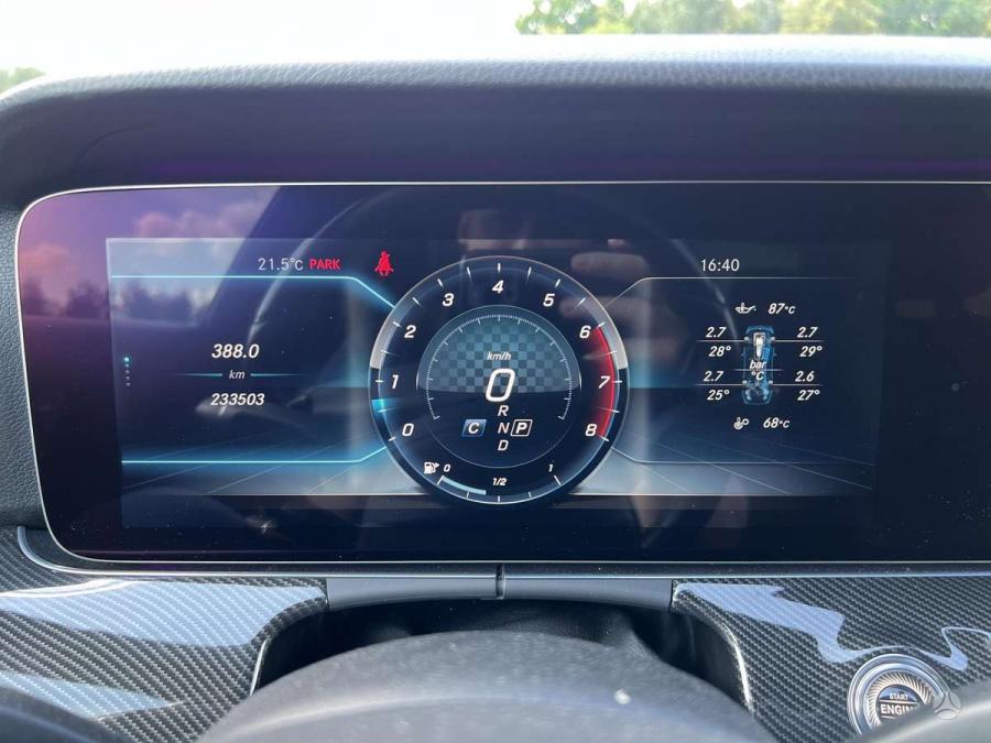 Grey Mercedes-Benz E 300 2017 in Kaunas, with an engine capacity of 1.99 L and mileage of 233 thousand km for 23500 €, photo 21 on AUTOMOTO.COM.LV