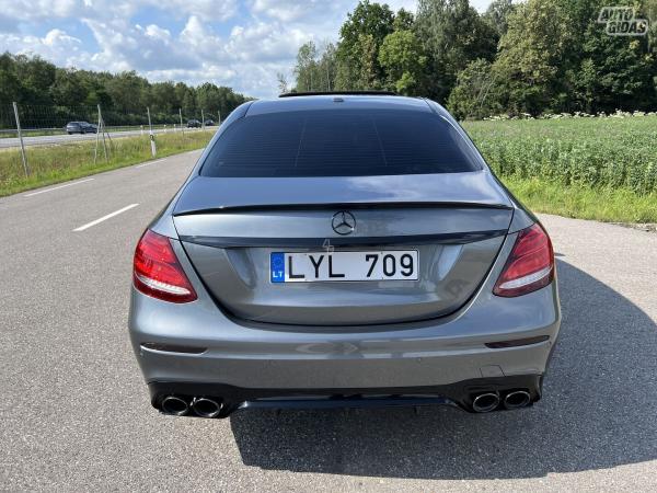 Grey Mercedes-Benz E 300 2017 in Kaunas, with an engine capacity of 2.00 L and mileage of 233 thousand km for 23500 €, photo 5 on AUTOMOTO.COM.LV