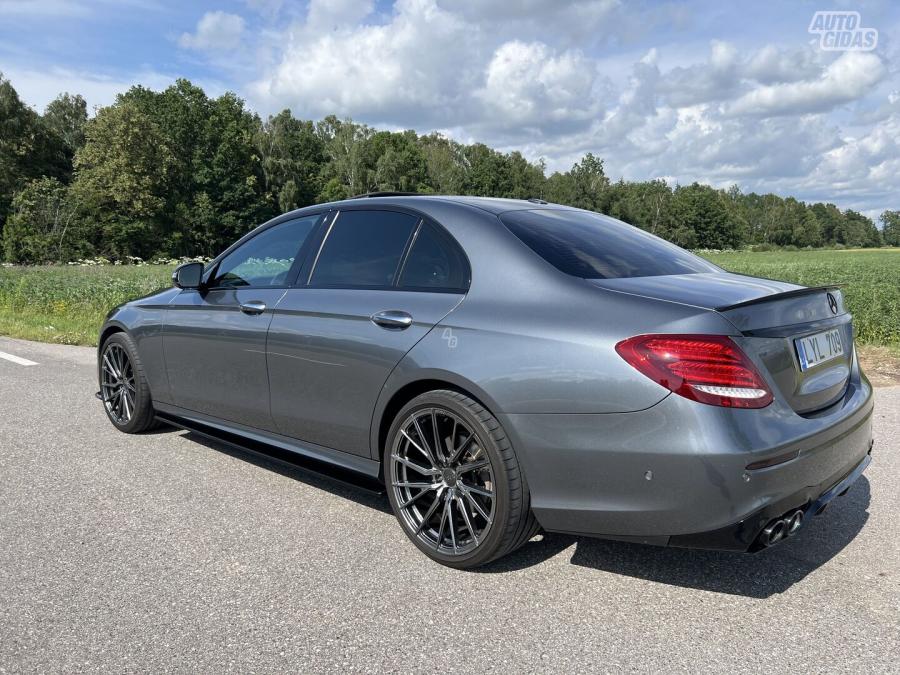 Grey Mercedes-Benz E 300 2017 in Kaunas, with an engine capacity of 2.00 L and mileage of 233 thousand km for 23500 €, photo 7 on AUTOMOTO.COM.LV