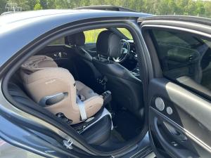 Grey Mercedes-Benz E 300 2017 in Kaunas, with an engine capacity of 2.00 L and mileage of 233 thousand km for 23500 €, photo 14 on AUTOMOTO.COM.LV