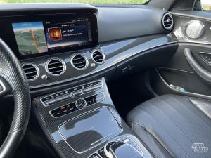 Grey Mercedes-Benz E 300 2017 in Kaunas, with an engine capacity of 2.00 L and mileage of 233 thousand km for 23500 €, photo 18 on AUTOMOTO.COM.LV