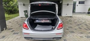 Pelēks Mercedes-Benz E 300 2018 Jelgava, ar dzinēja tilpumu 2.00 L un nobraukumu 57 tūkst. km par 27500 €, foto 4 vietnē AUTOMOTO.COM.LV