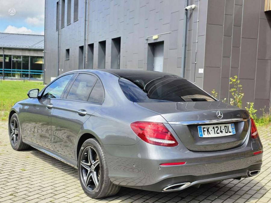 Grey Mercedes-Benz E 300 2019 in Taurage, with an engine capacity of 1.95 L and mileage of 283 thousand km for 20900 €, photo 6 on AUTOMOTO.COM.LV