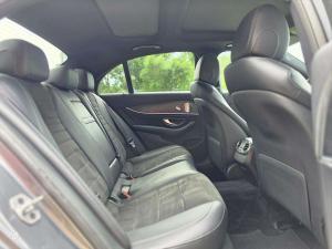 Grey Mercedes-Benz E 300 2019 in Taurage, with an engine capacity of 1.95 L and mileage of 283 thousand km for 20900 €, photo 21 on AUTOMOTO.COM.LV