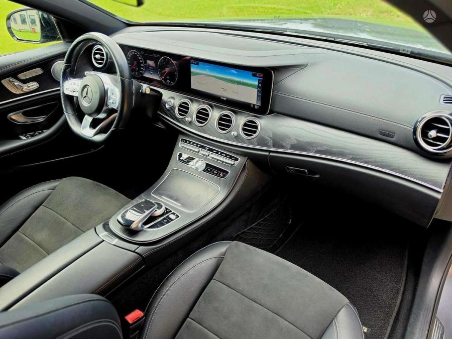 Grey Mercedes-Benz E 300 2019 in Taurage, with an engine capacity of 1.95 L and mileage of 284 thousand km for 19900 €, photo 25 on AUTOMOTO.COM.LV