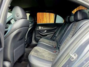 Grey Mercedes-Benz E 300 2019 in Taurage, with an engine capacity of 1.95 L and mileage of 284 thousand km for 19900 €, photo 39 on AUTOMOTO.COM.LV
