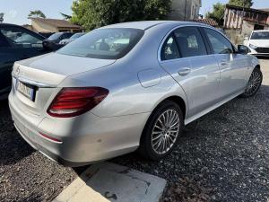 Grey Mercedes-Benz E 300 2019 in Siauliai, with an engine capacity of 1.95 L and mileage of 145 thousand km for 17700 €, photo 5 on AUTOMOTO.COM.LV